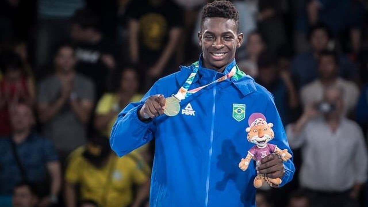 Keno Marley se lesiona e adia estreia no boxe profissional; entenda