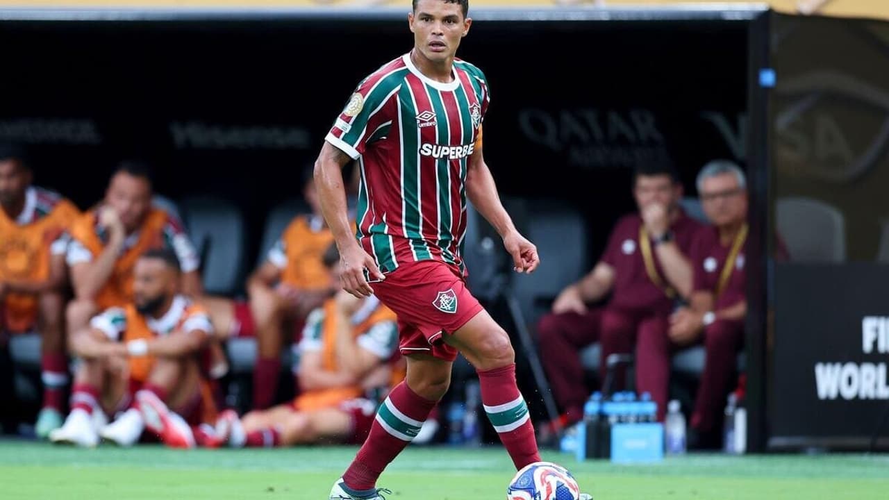 Thiago Silva joga hoje? Escalações de Fluminense x Inter de Milão