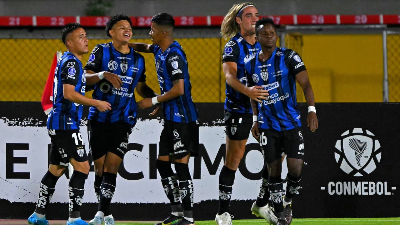 Vasco é goleado pelo Independiente del Valle