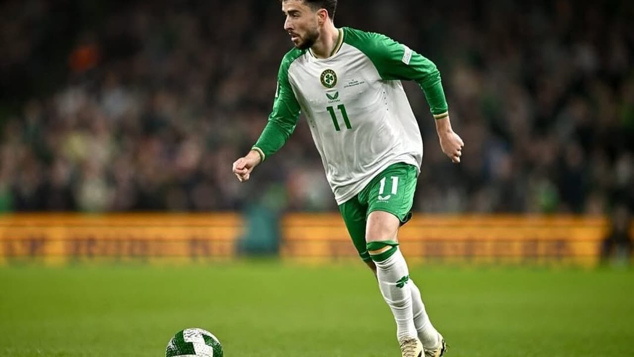 Contratação de Mikey Johnston indica saídas no Flamengo