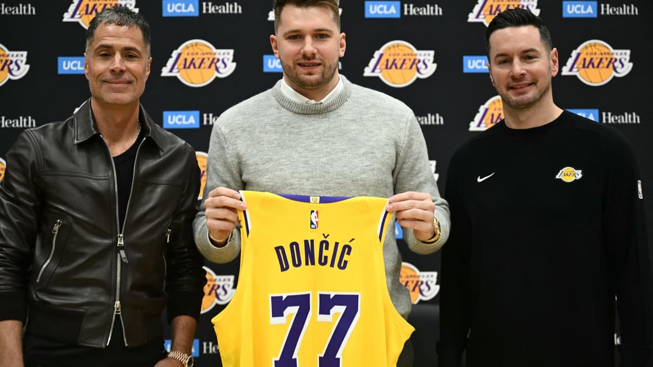 CEO do Dallas Mavericks diz não se arrepender por trocar Luka Dončić