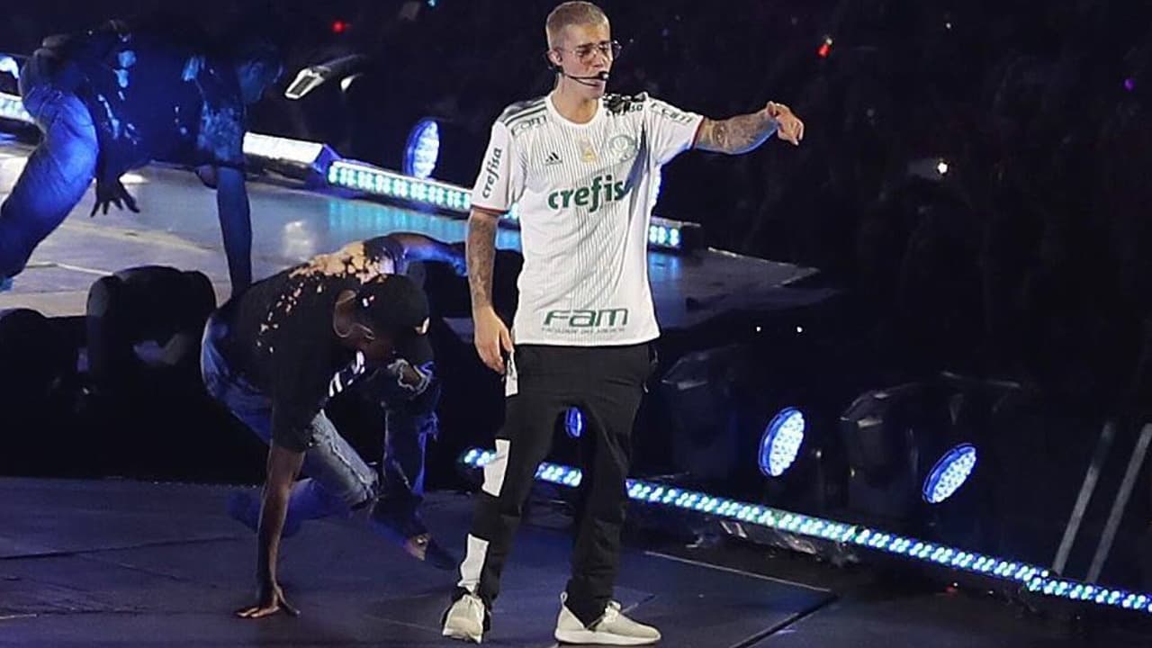 Lewis Hamilton se derrete por álbum novo de Justin Bieber, SWAG