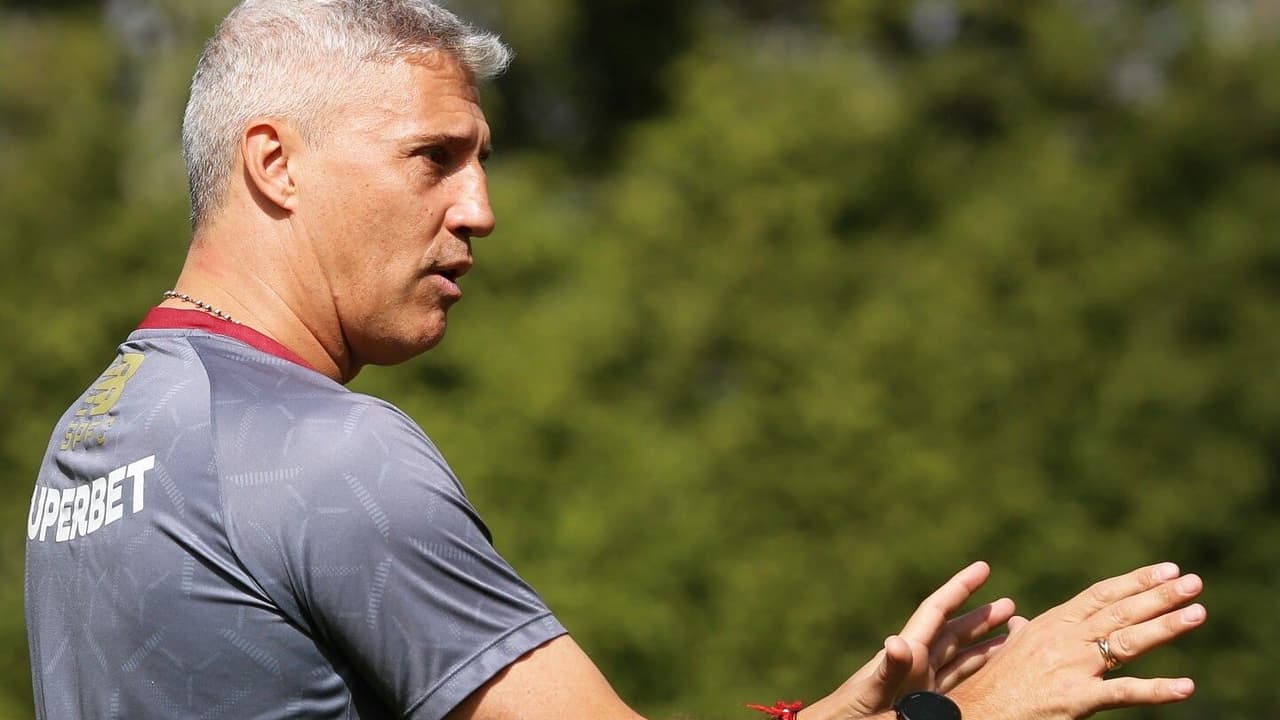 São Paulo treina para jogo contra o Sport e pode apostar em promessas ...