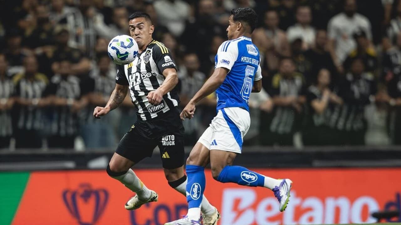 Lance polêmico em Atlético-MG x Cruzeiro gera debate: 'Como assim'