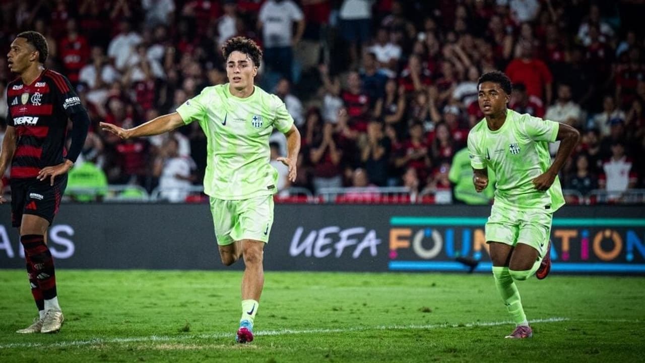 Nada de Messi: Craque do Barcelona sub-20 revela brasileiro como referência
