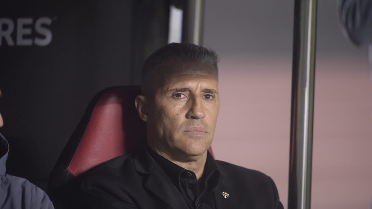 Crespo explica eliminação do São Paulo na Libertadores e fala sobre Rigoni