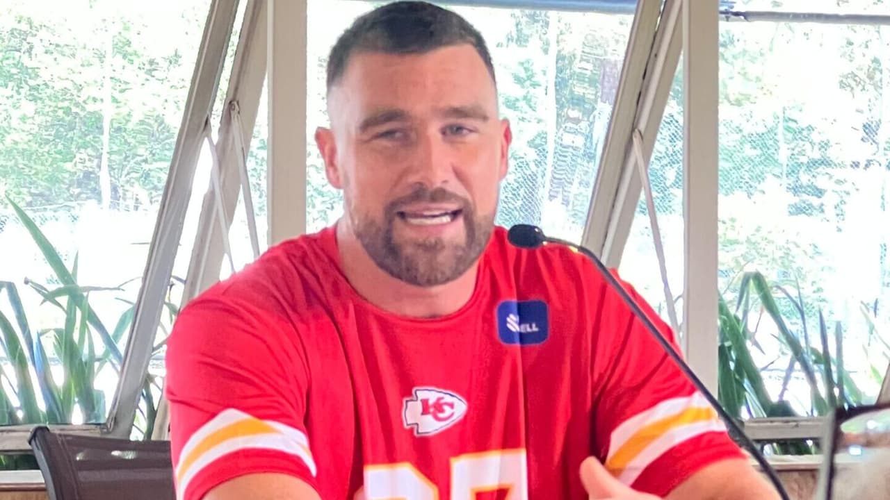 Travis Kelce elogia festa de fãs do Chiefs no Brasil, mas admite: 'Não sabia onde ficava'