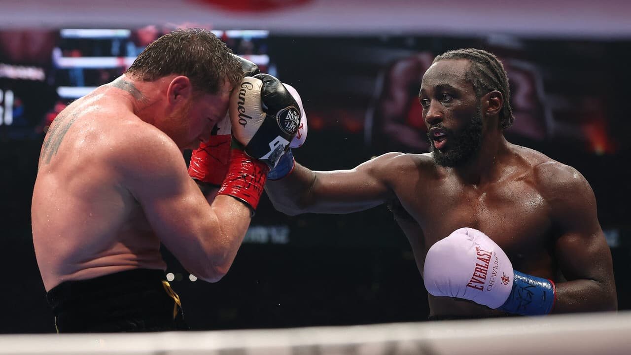 Luta entre Canelo Alvarez e Terence Crawford repercute: 'Entrou para história'