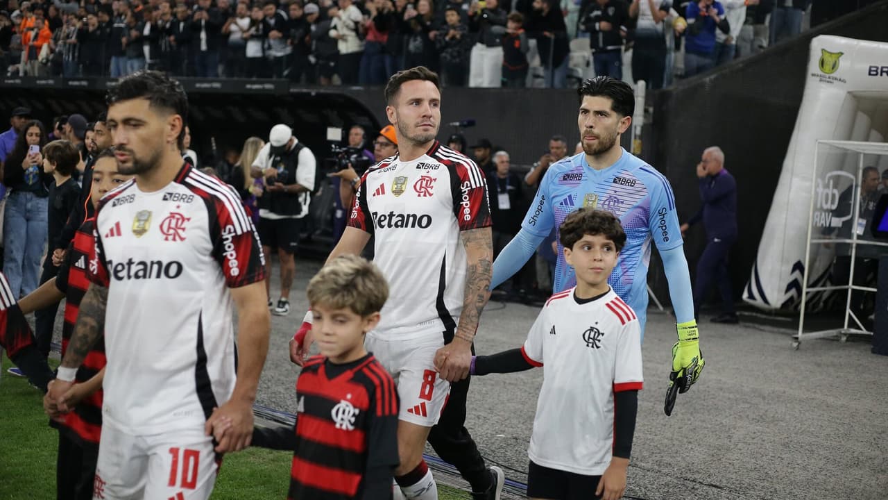 Estrangeiro do Flamengo abre processo para se naturalizar brasileiro