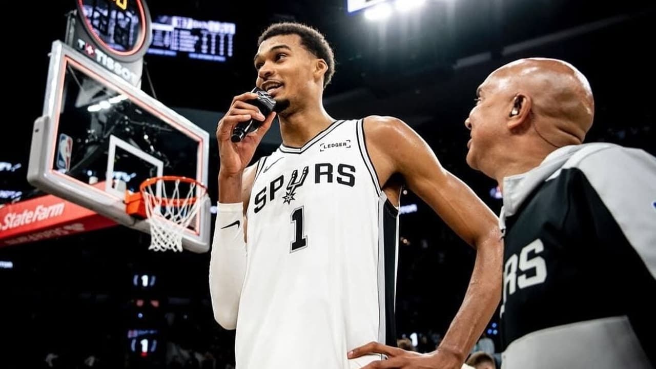 Wemby alcança número histórico e quebra recorde na NBA