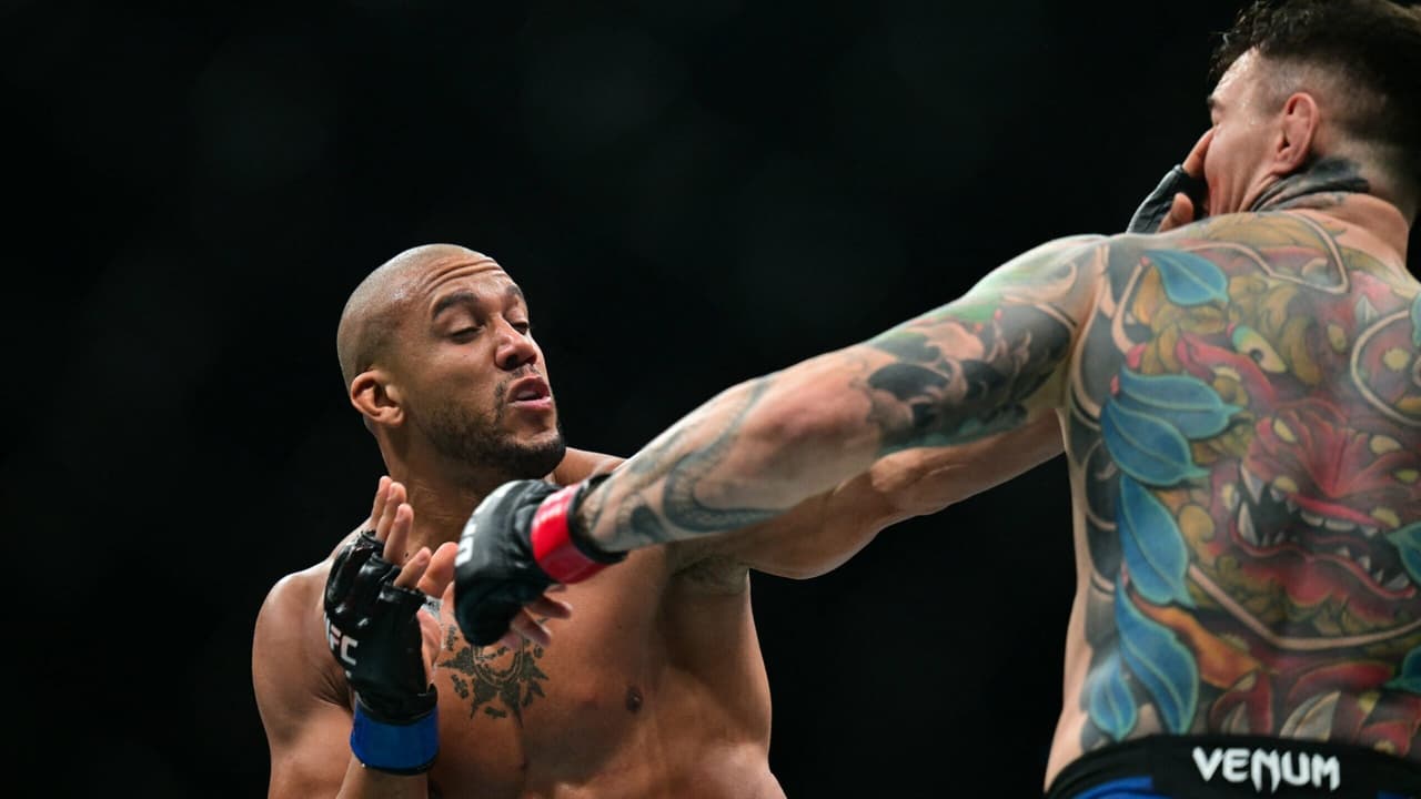 UFC 321 termina 'sem resultado' de cinturão após golpe ilegal