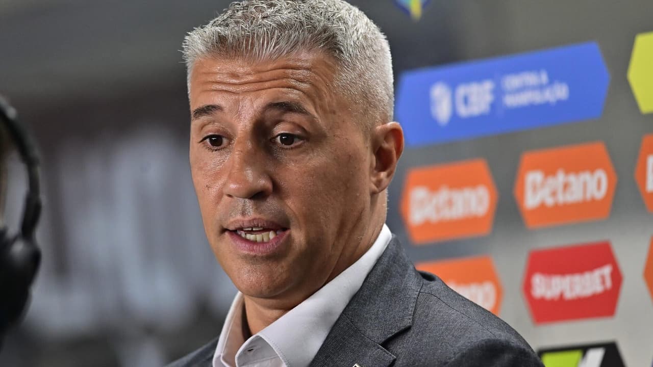 Com desfalques, Crespo muda escalação do São Paulo contra o Bragantino ...