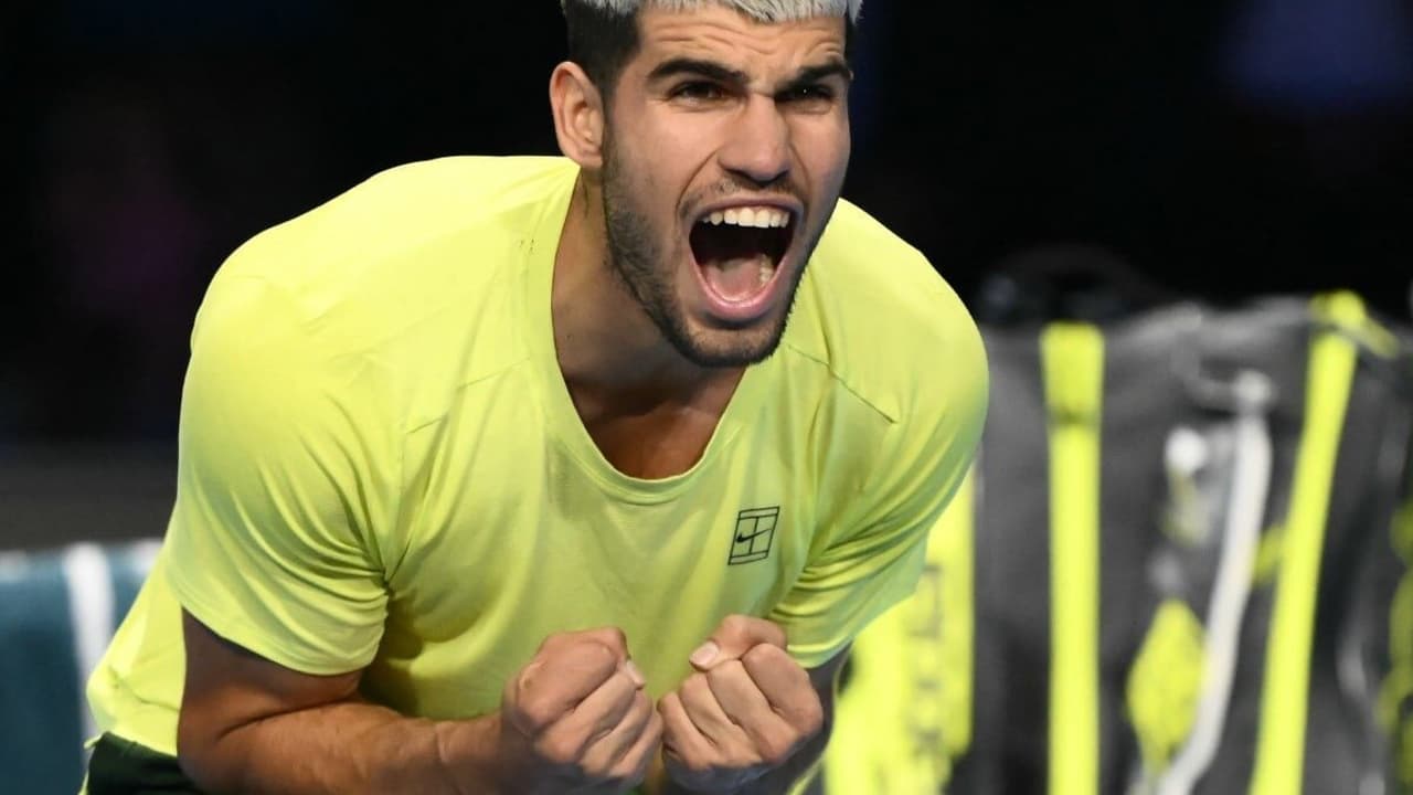 Alcaraz iguala feitos históricos e se garante no topo no ATP Finals ...
