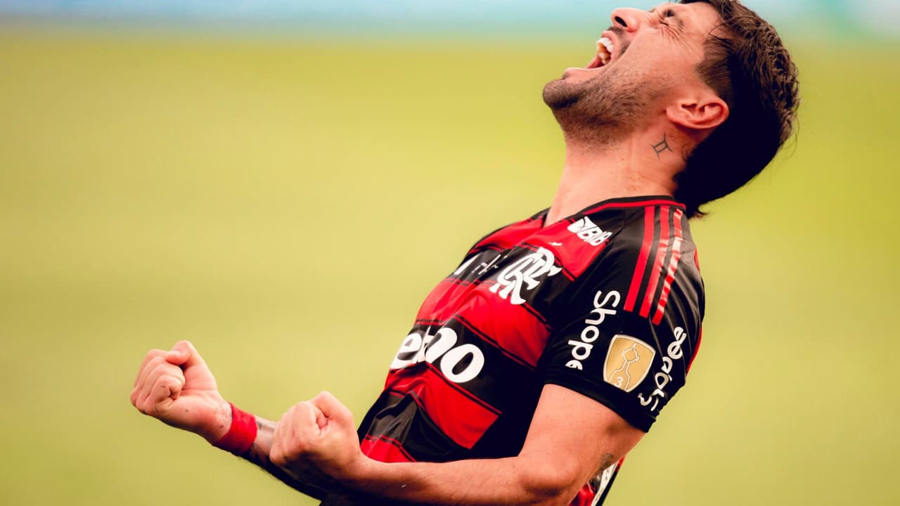 Arrascaeta desabafa após tetra do Flamengo na Libertadores