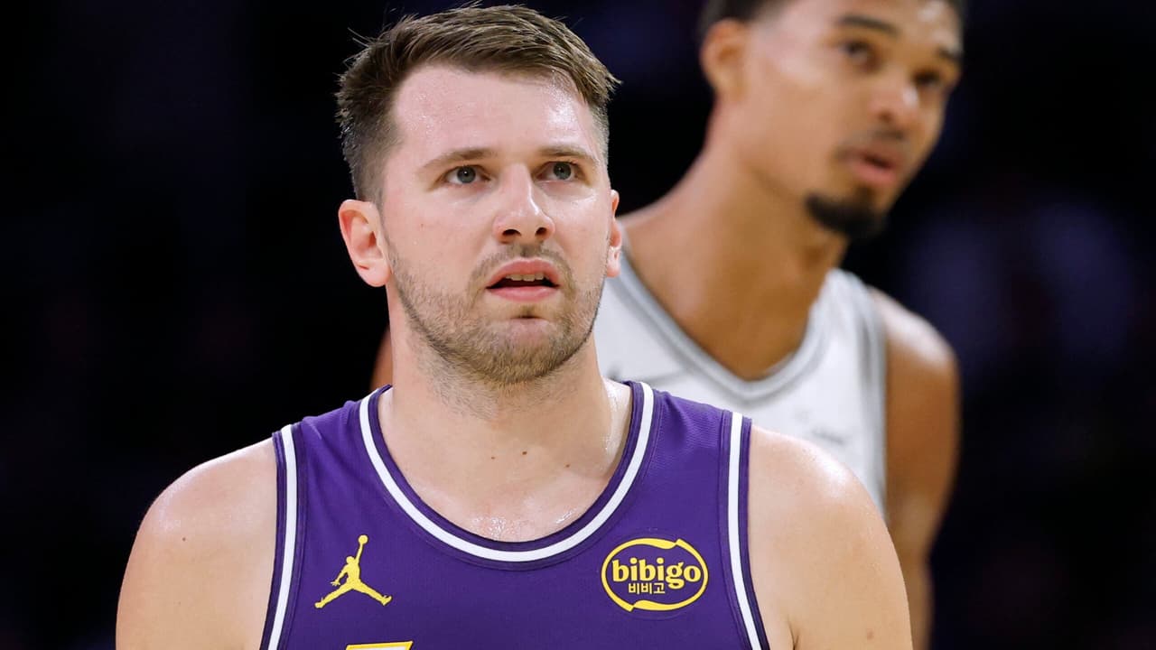 Luka Doncic gasta cerca de R$ 2 milhões em presentes ao Lakers