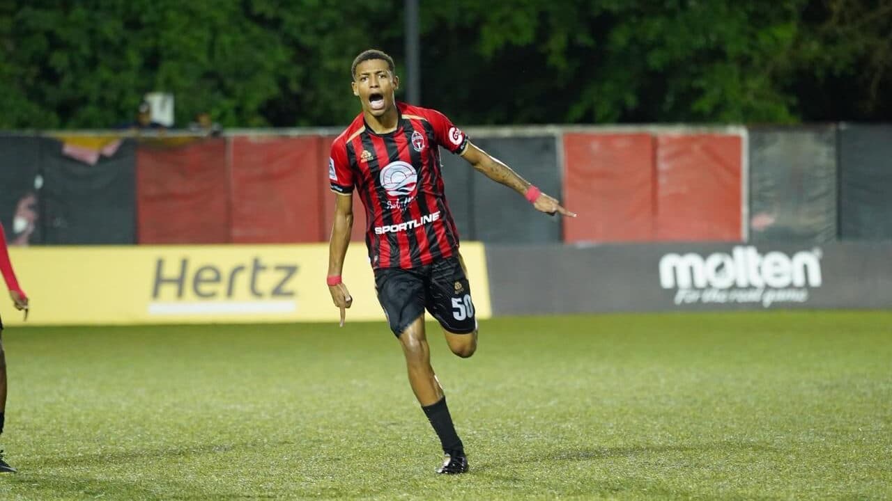 Diogo Jr conquista tudo com o Sporting, do Panamá, e atrai interesse do ...