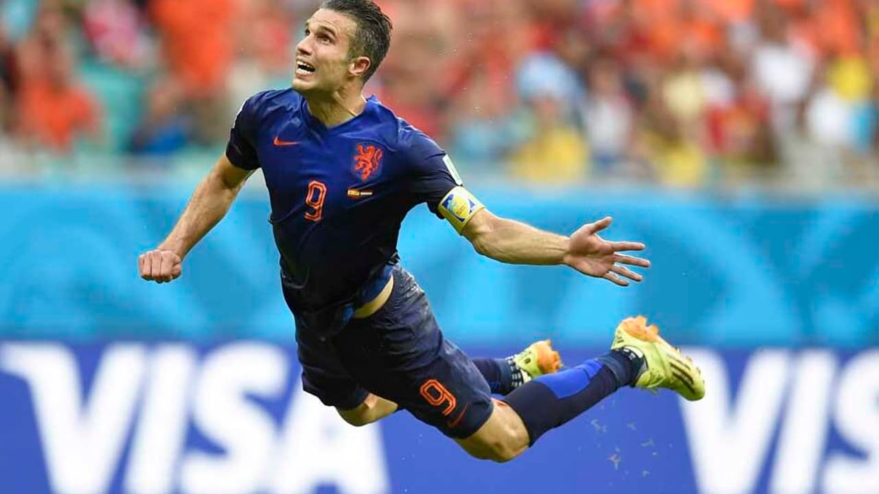 Van Persie e o peixinho que entrou para a história das Copas