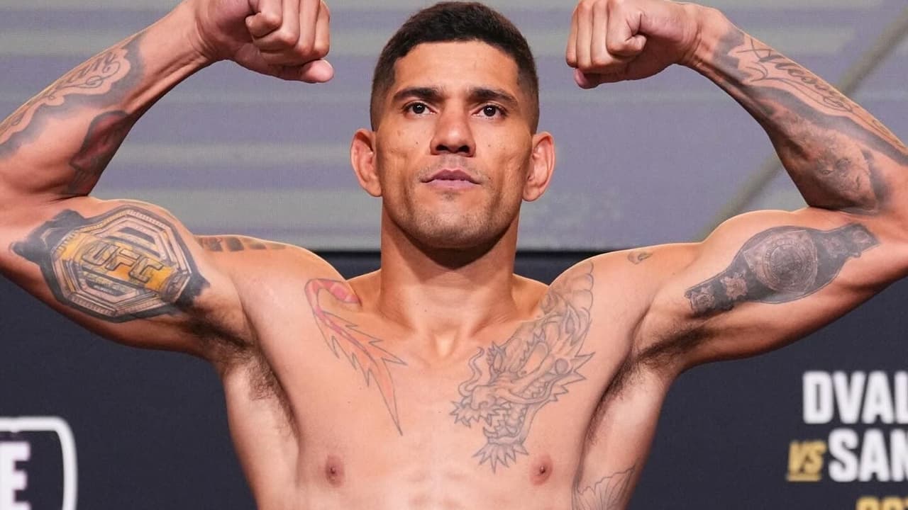 VÍDEO: Fora do UFC, Alex Poatan nocauteia parceiro em treino