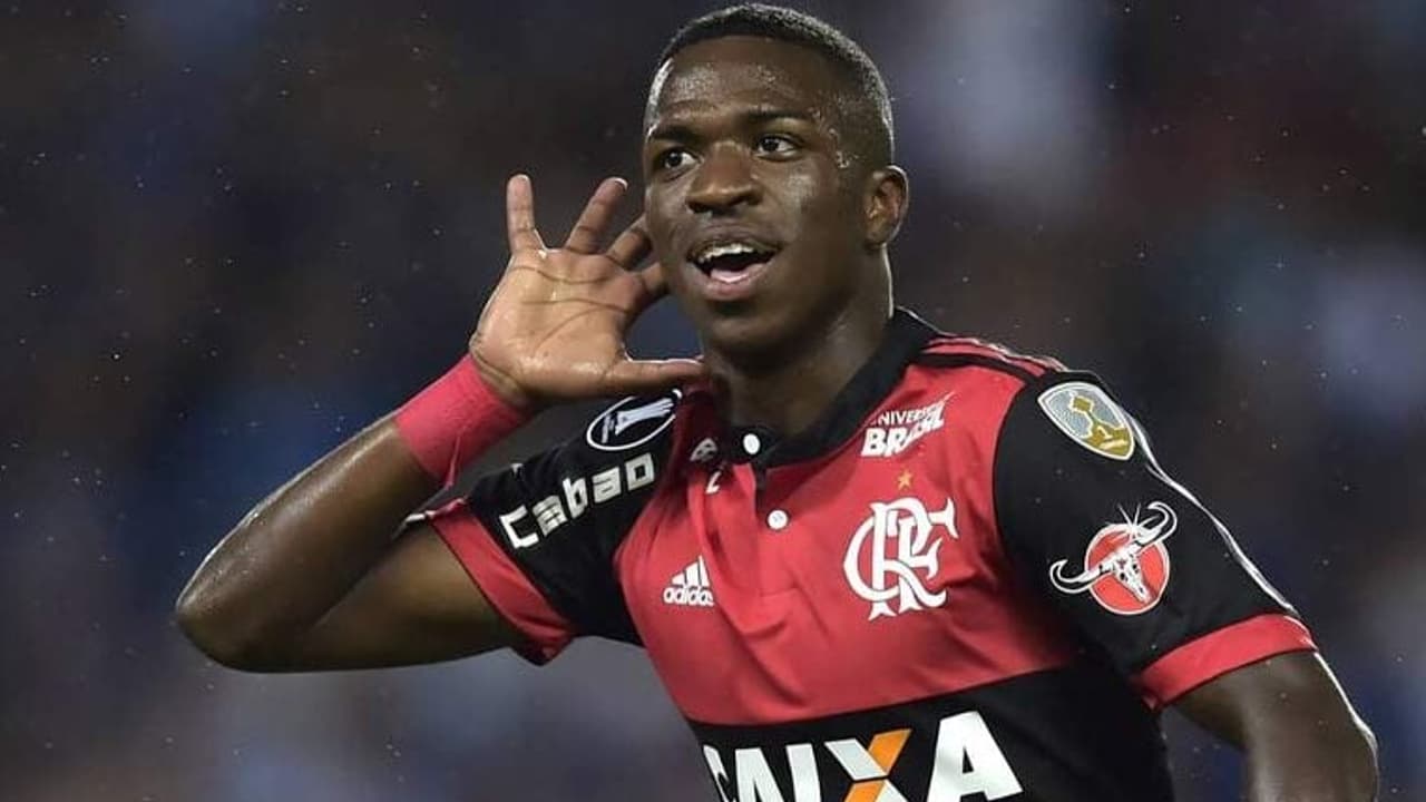Torcedores do Flamengo pedem retorno de Vini Jr após atitude da torcida ...