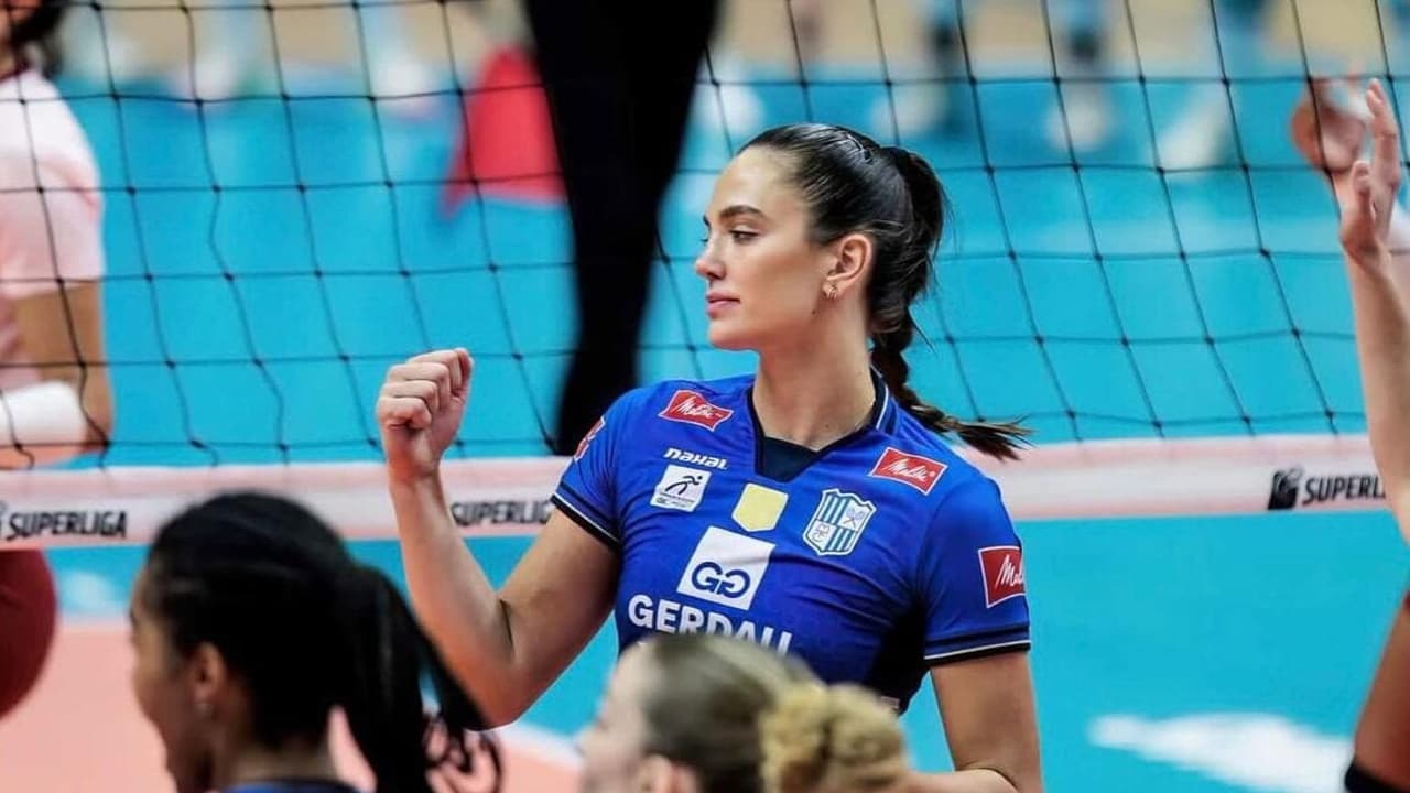 Julia Kudiess é o 'paredão' da Superliga Feminina; veja números