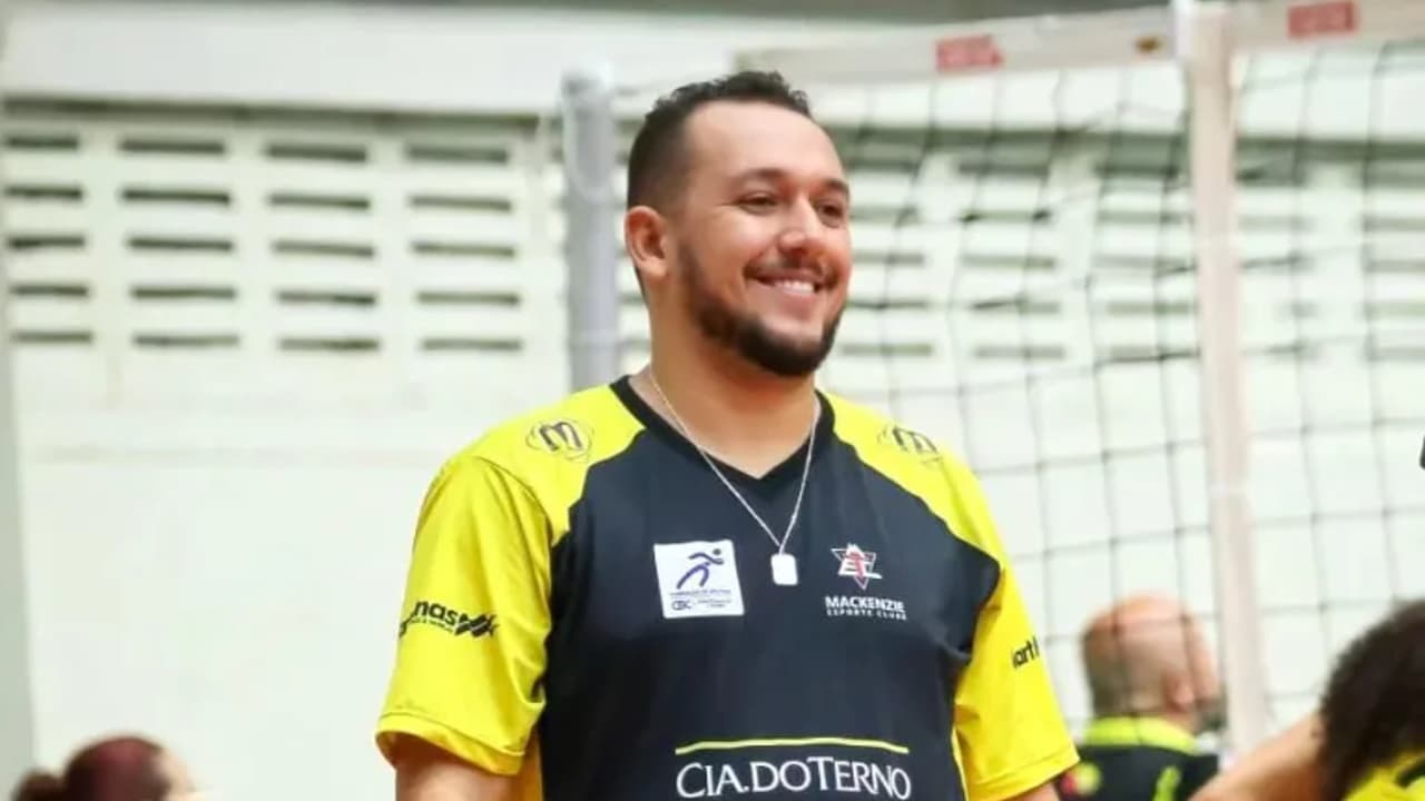 No Rio, técnico do Mackenzie comemora 'em casa' vitória sobre o Fluminense