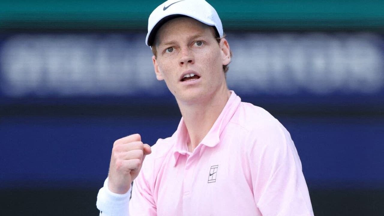 Sinner protagoniza feito inédito com a vaga na semifinal em Miami; vídeo