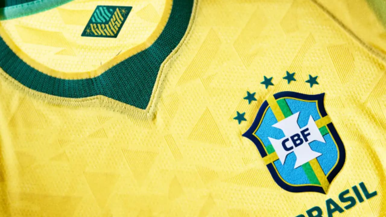 As polêmicas camisas da Seleção: Brasil é 'Brasa'? 'Demônio' estampado ...