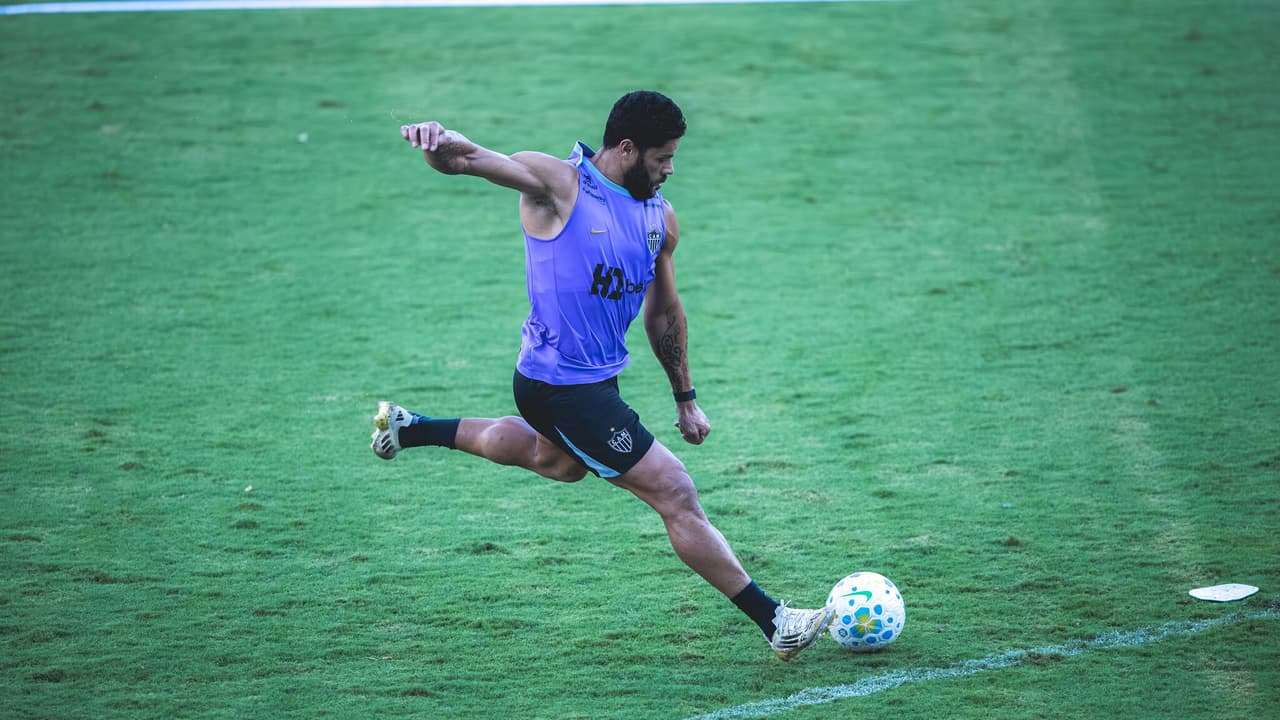 Elenco do Atlético-MG se reapresenta com 'desfalques', mas Domínguez ...