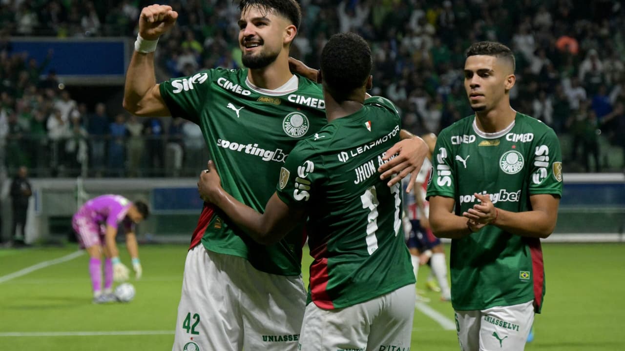 Torcedores elogiam Flaco López, do Palmeiras, e parabenizam por convocação