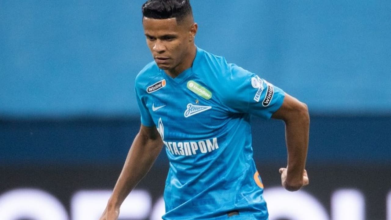 Conheça jogadores que têm nacionalidade dupla e tiveram que escolher ...