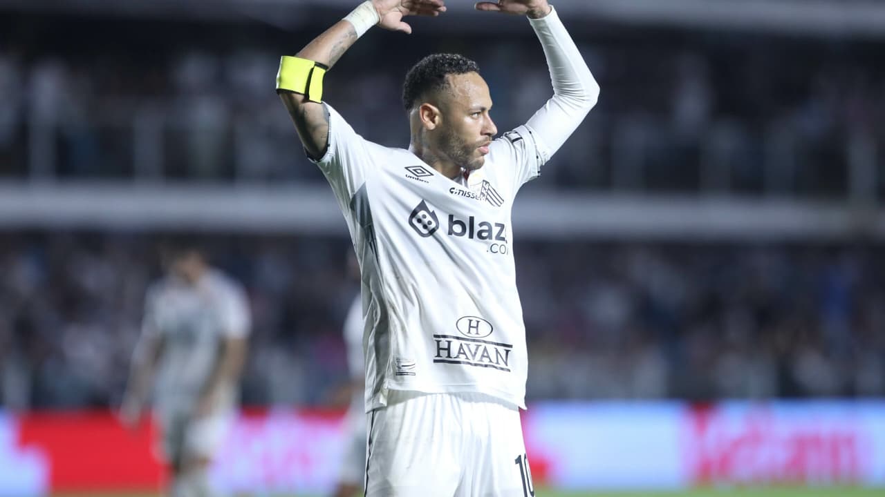 Hulk e Neymar são os únicos brasileiros entre os maiores artilheiros do ...