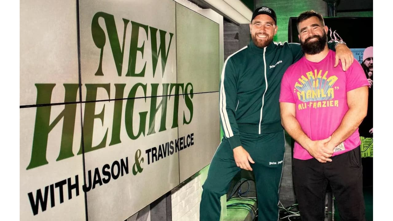 Romance de Taylor Swift com Travis impulsiona valor do podcast 'New Heights' dos irmãos Kelce ...