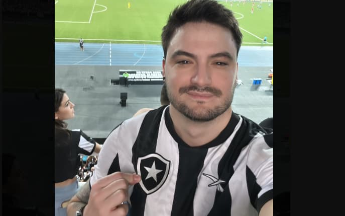 Felipe Neto se emociona com virada do Botafogo, no Nilton Santos: 'Foi ...