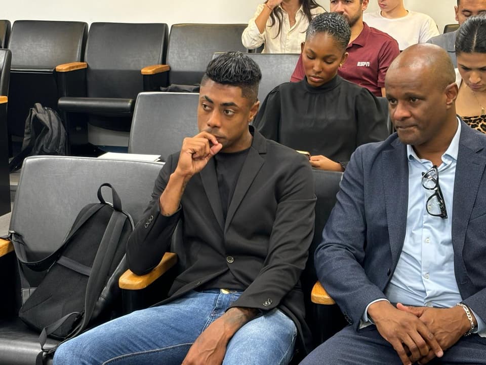 Tironi no Lance!: Bruno Henrique escapa de gancho. E Vitor Roque?