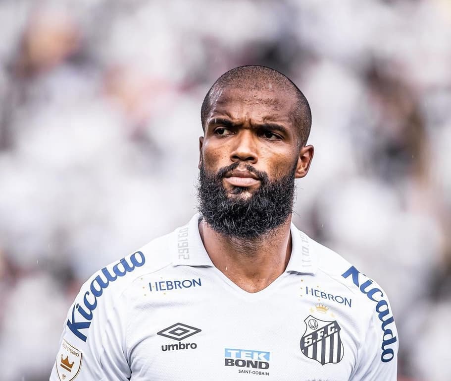 Messias classifica adaptação ao Santos e planeja evolução no clube - Lance!