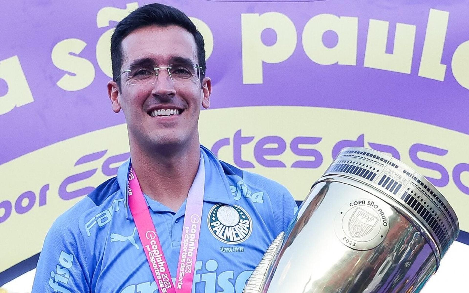 Palmeiras anuncia a saída de Paulo Victor Gomes, técnico multicampeão pelo sub-20; saiba quem ...