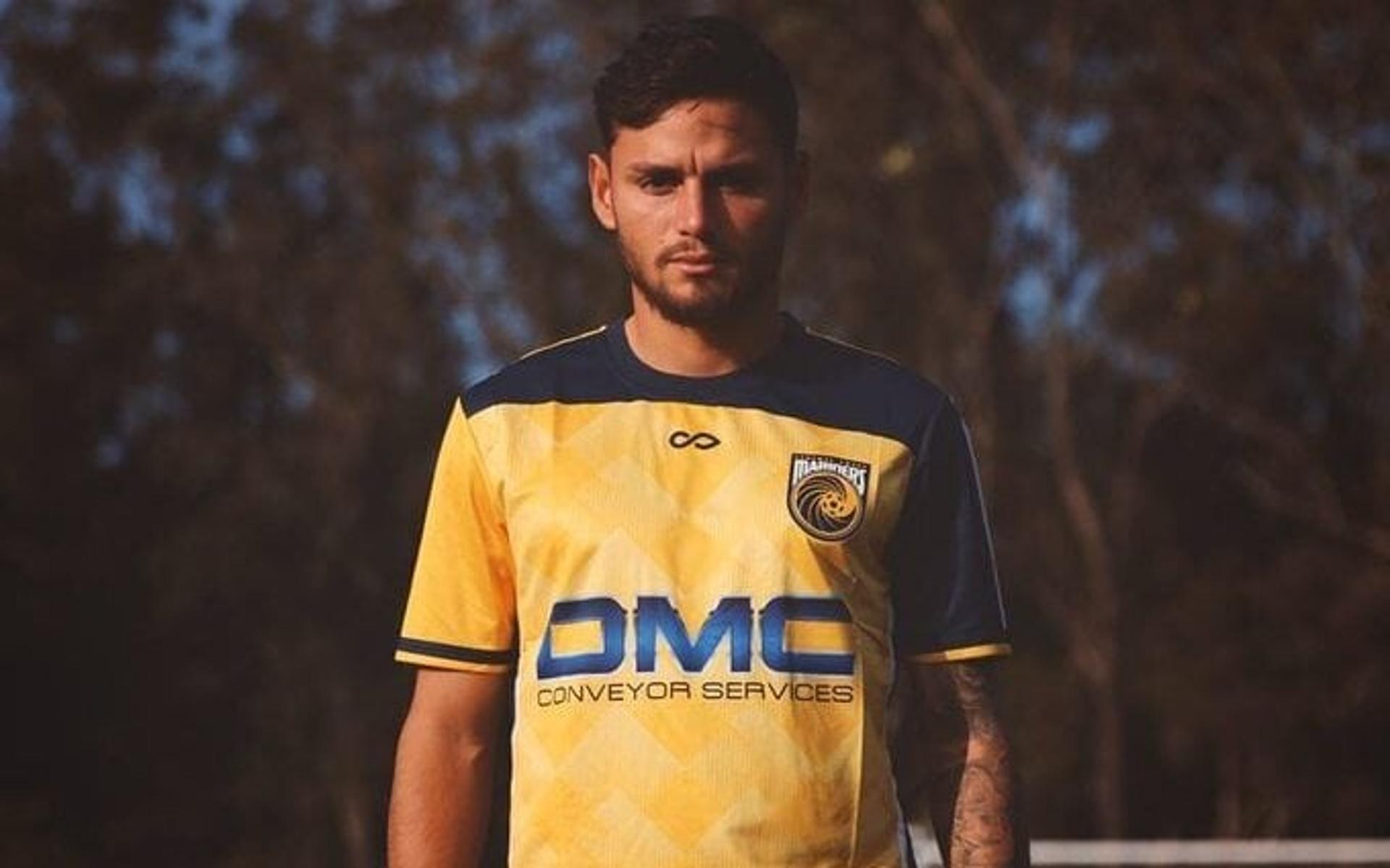 Lateral deixa Santos e se transfere para time da Austrália - Lance!