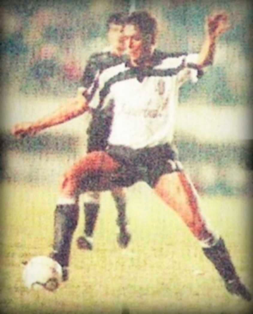 Morre Roberto Dinamite, maior ídolo do Vasco, aos 68 anos - Lance!