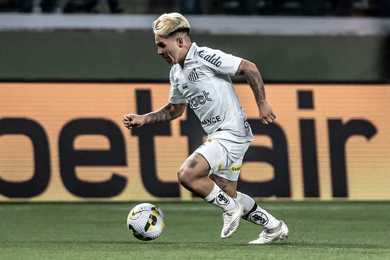 Soteldo fala sobre vestir 10 do Santos após morte de Pelé ...