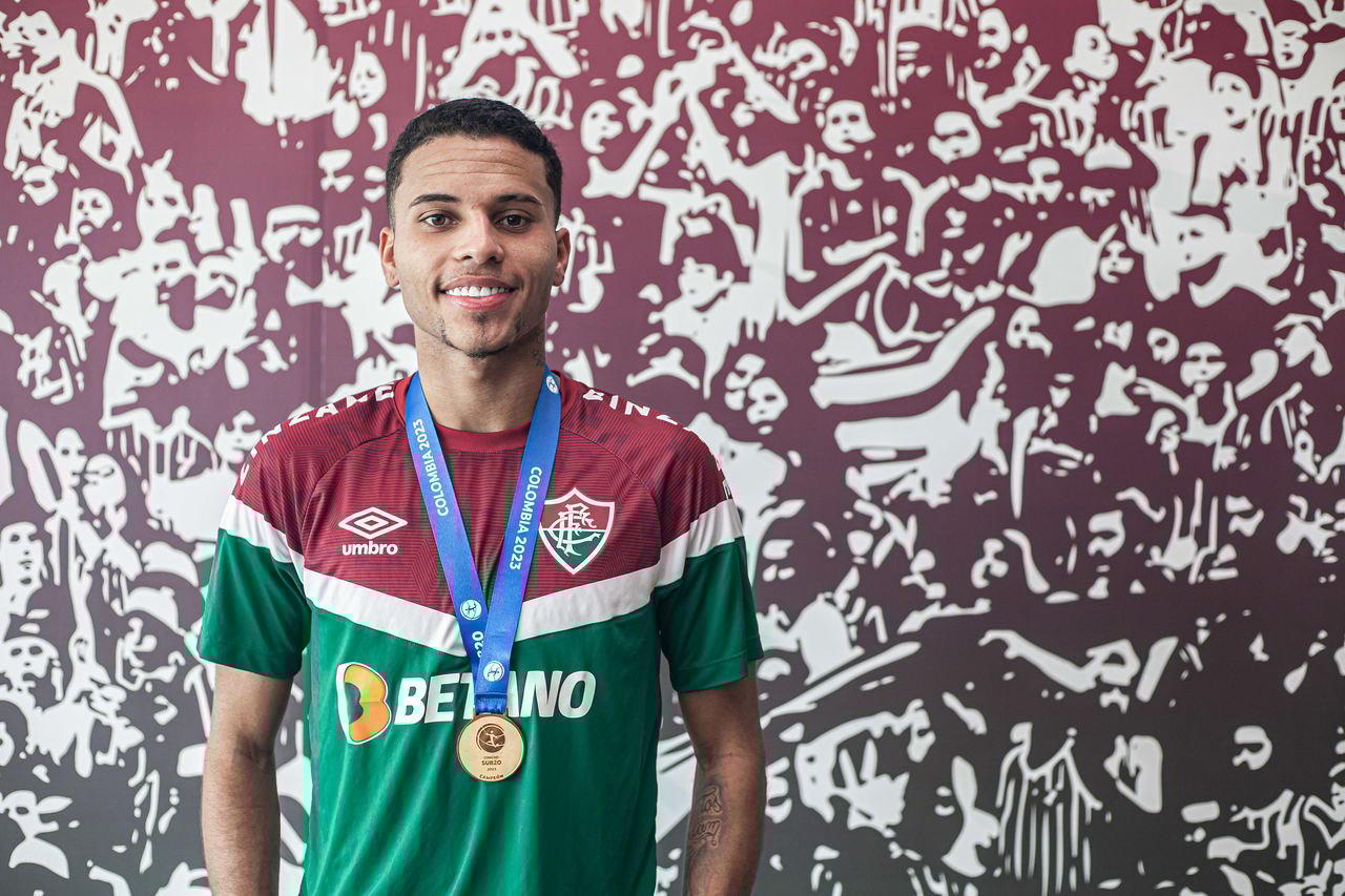Ao LANCE!, Alexsander fala sobre rápida ascensão no Fluminense e revela ...