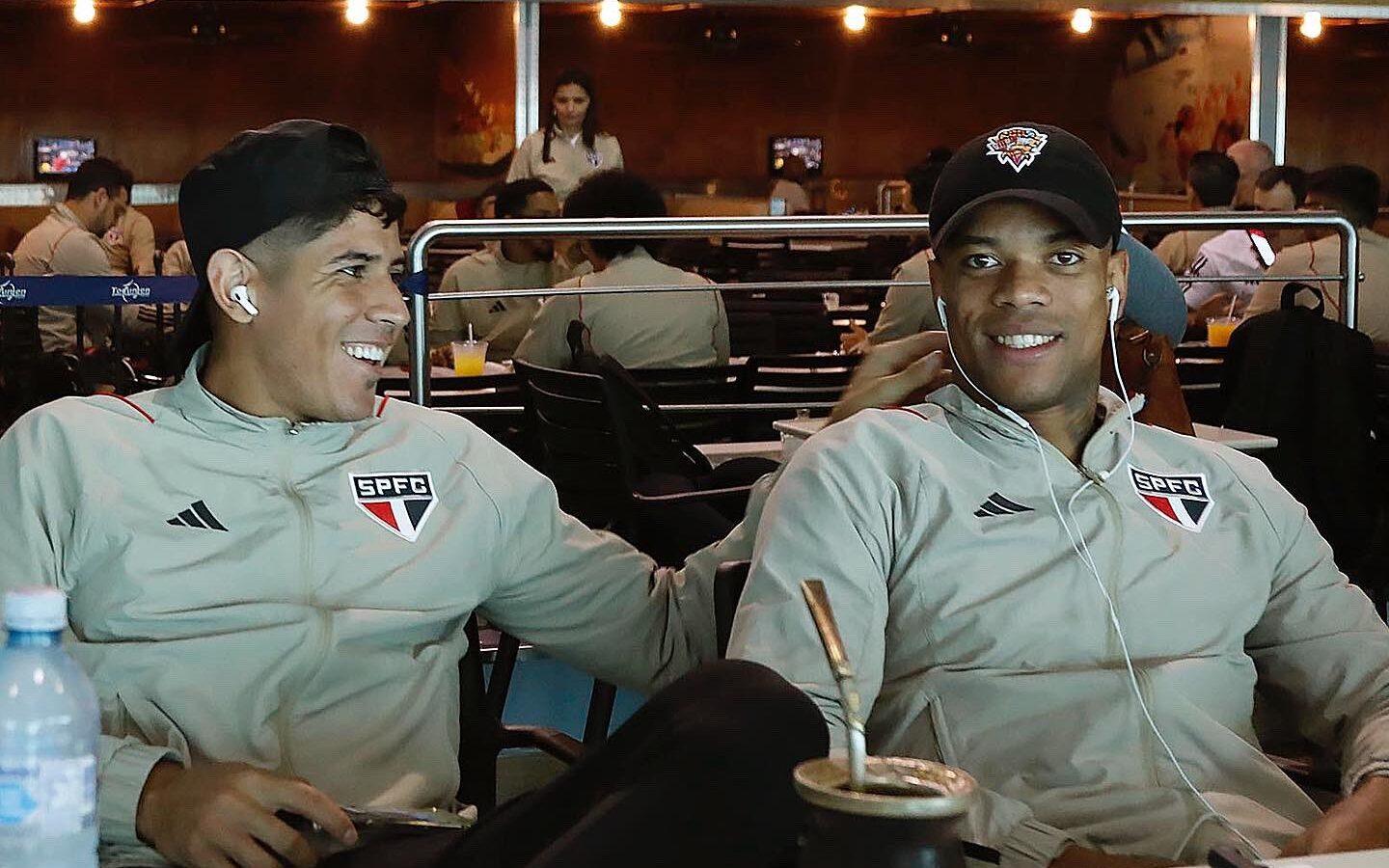 Quem é Leandro? Goleiro promessa da base do São Paulo e 'cria de Ceni ... Quem é Leandro? Goleiro promessa da base do São Paulo e 'cria de Ceni ...