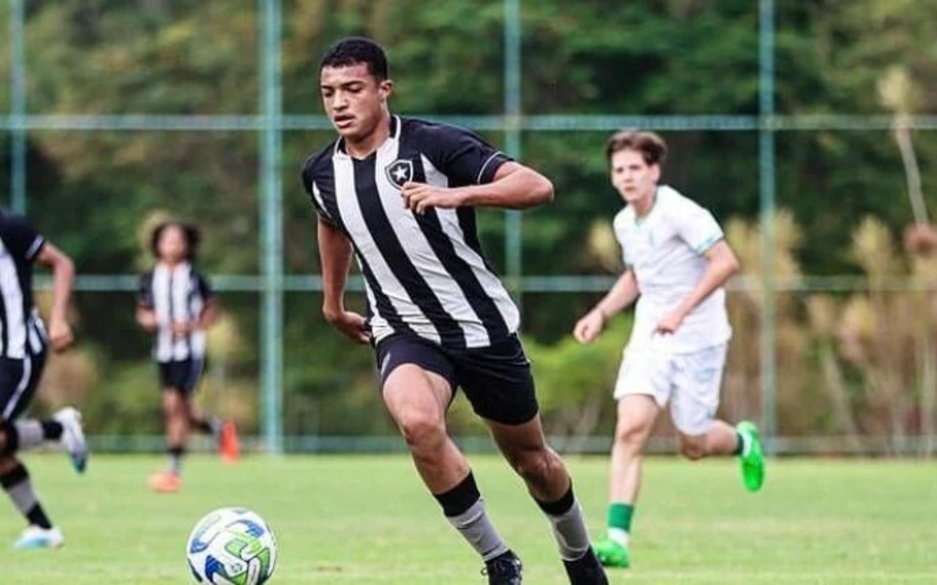 Saiba quem é Kayke, o destaque do Botafogo na Copinha