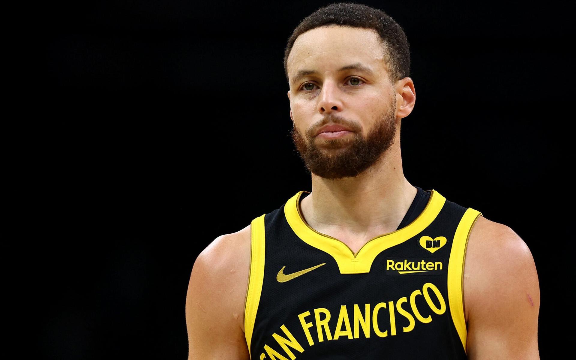 Stephen Curry não fica no muro e elege os cinco melhores da NBA de seu ...