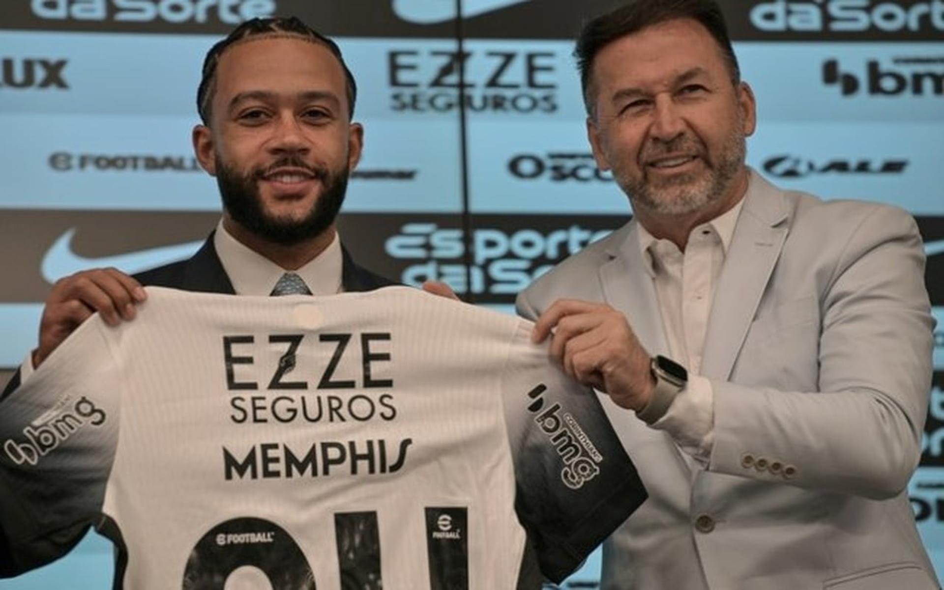 Presidente do Corinthians revela detalhes da contratação de Memphis