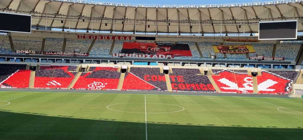 Torcida do Flamengo finaliza o mosaico para a finalíssima do Carioca ...
