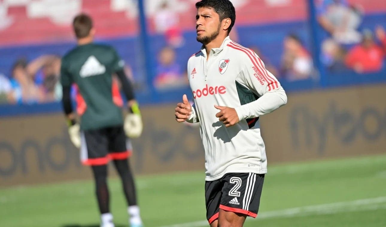 Conheça Robert Rojas, zagueiro do River Plate que está próximo de ...
