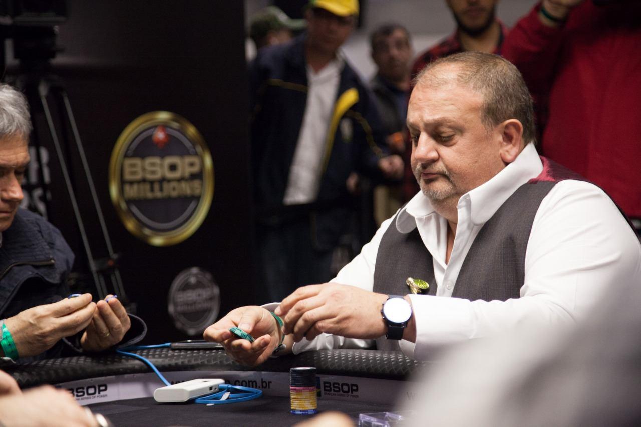 Erick Jacquin organiza encontro para troca de figurinhas do álbum da ...