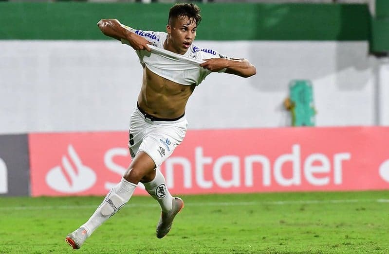 Kaio celebra primeiro gol pelo Santos: 'Uma das melhores noites da vida ...