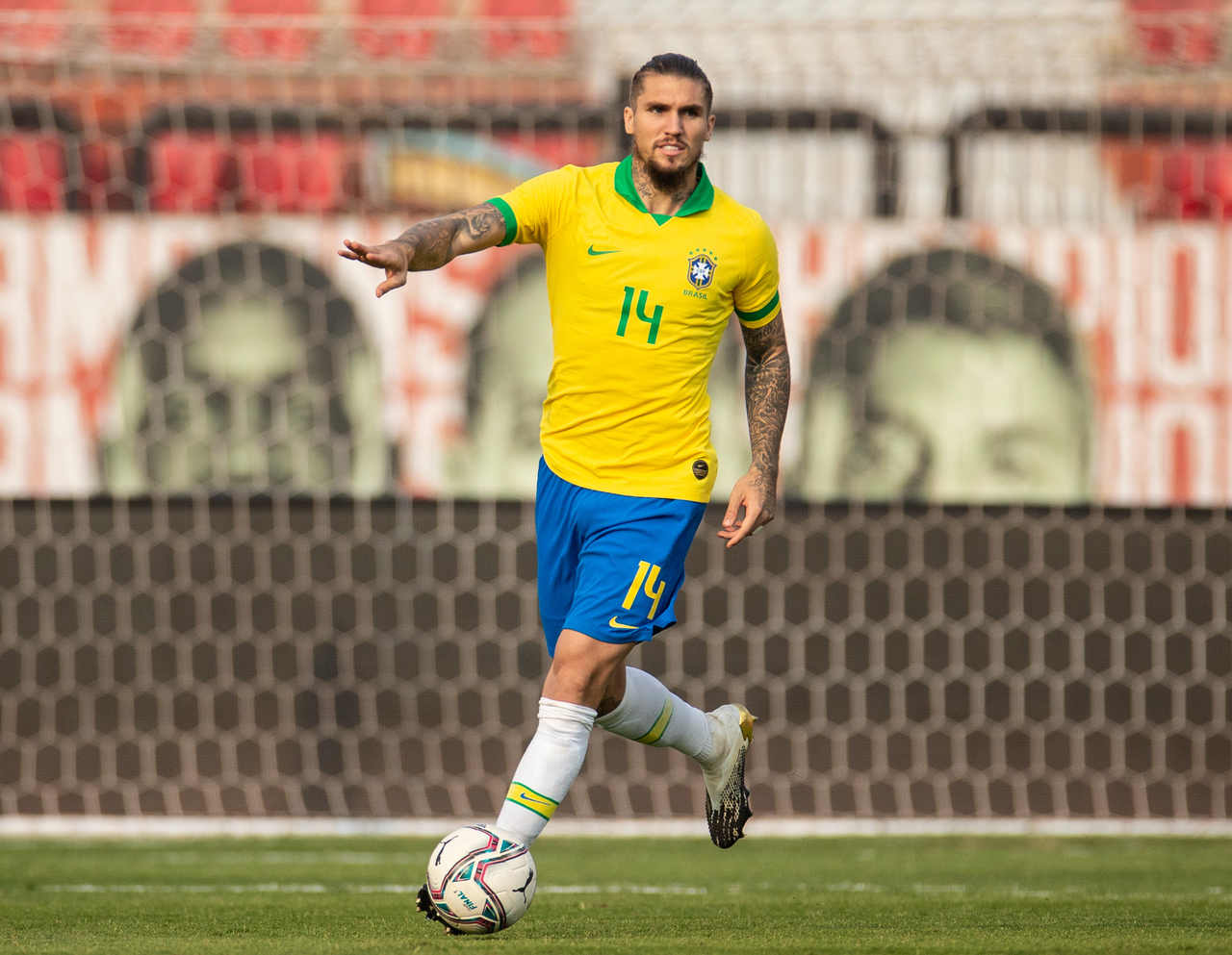 Fora da Seleção Olímpica, Lyanco desabafa: 'CBF não merece respeito ...