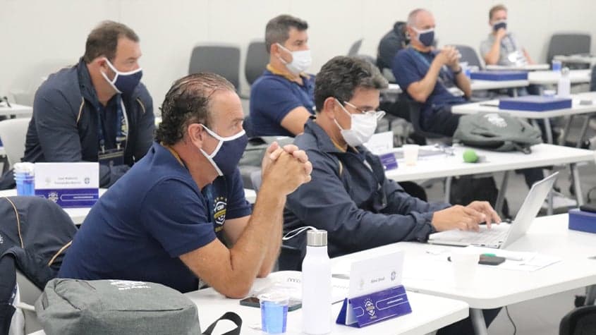 Em busca de evolução! Com a Licença PRO, CBF Academy inicia sua série ...